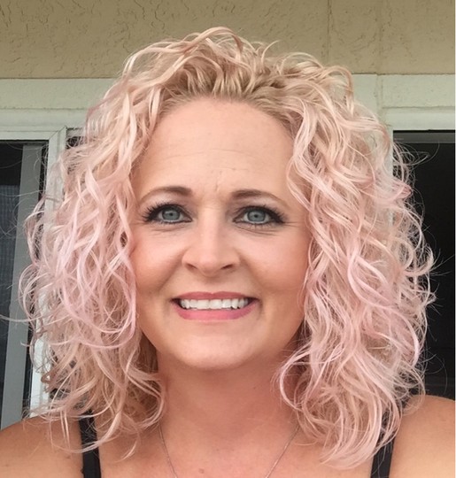 Holly Jones Stylist | Book Online with StyleSeat