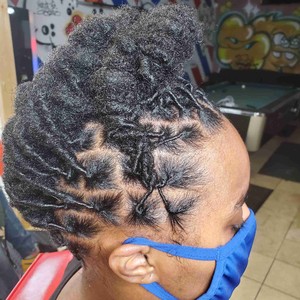 Microlocs Near Me: 07018 East Orange, NJ | Appointments | StyleSeat
