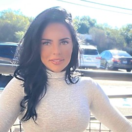 Victoria Garza Stylist | Book Online with StyleSeat