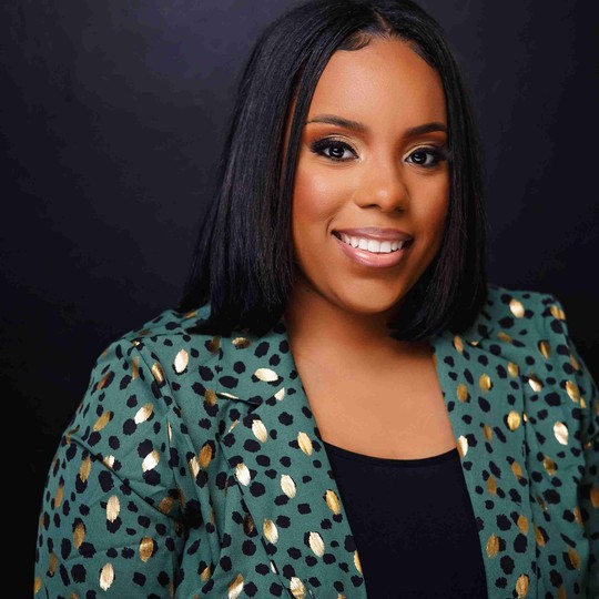 Calandra Davis Cosmetologist | Book Online with StyleSeat