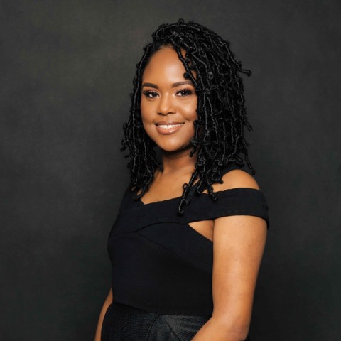 Jalisa Thomas Stylist | Book Online with StyleSeat