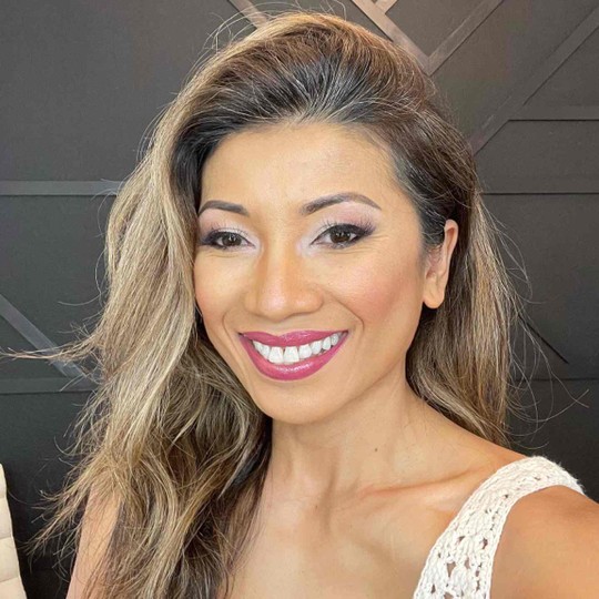 Rimmi Meadows Stylist | Book Online with StyleSeat