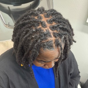 Eyebrow Threading Near Me: alizas+beauty+salon | Appointments | StyleSeat